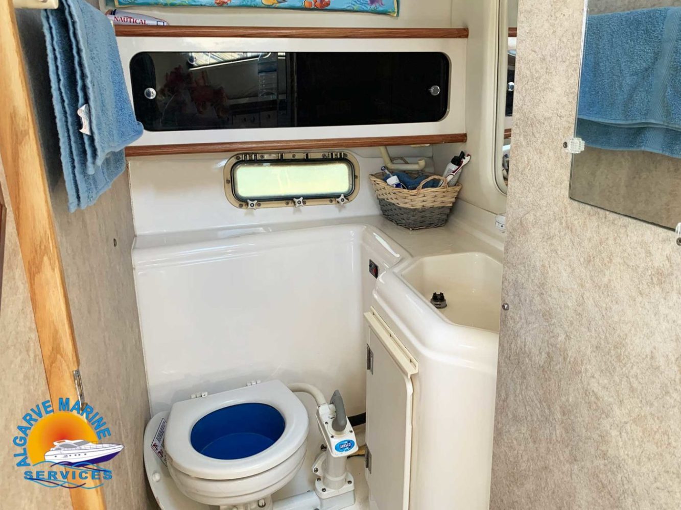 1998 Bayliner 2855 Sports Cruiser : Algarve Marine Services