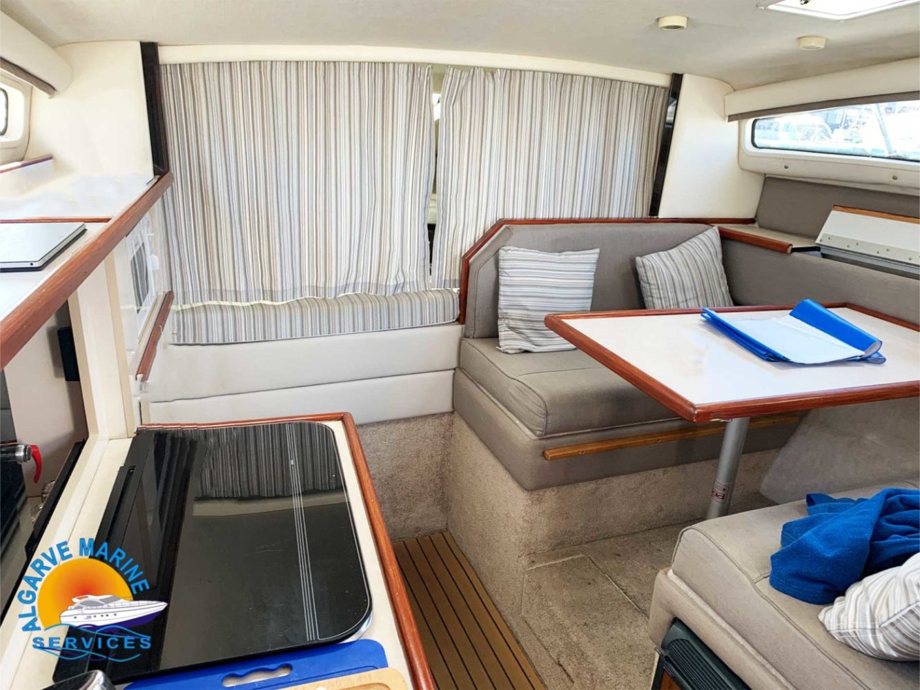 1998 Bayliner 2855 Sports Cruiser : Algarve Marine Services